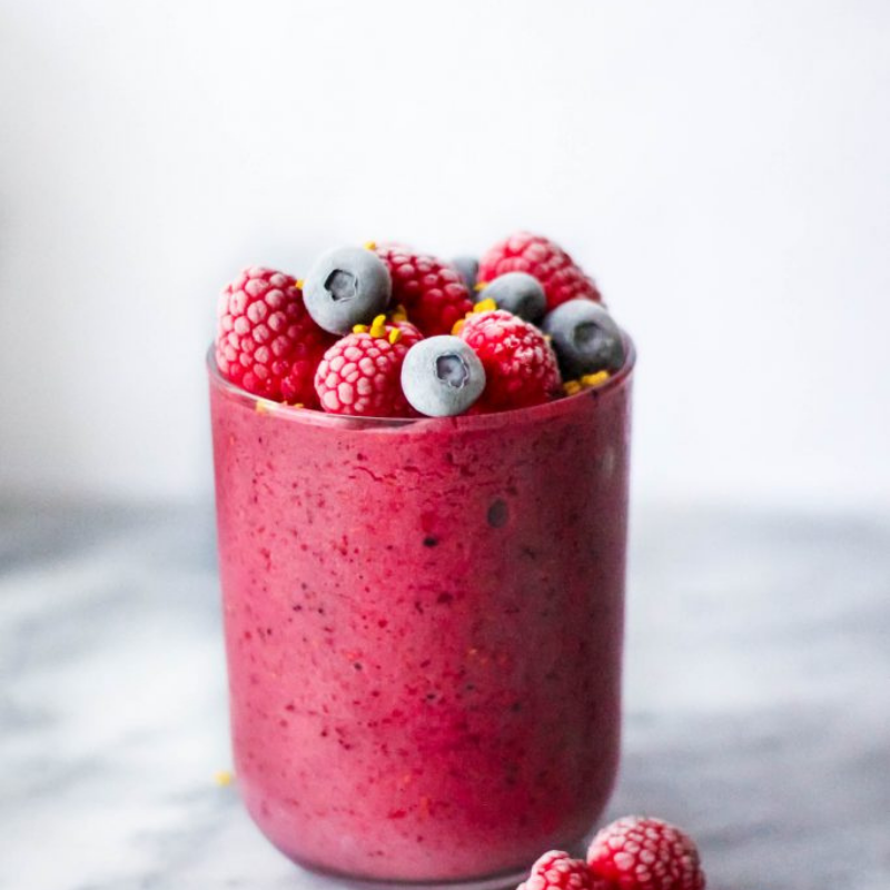 Late Summer Berry Bee Pollen Smoothie – Saving Dinner